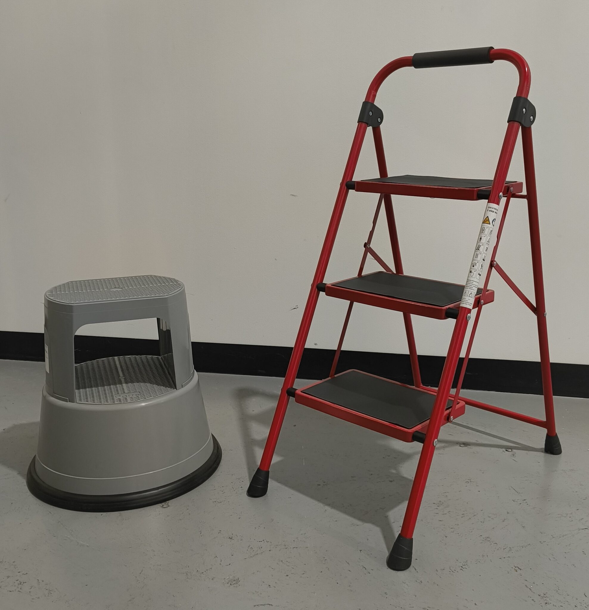 Step Ladders vs. Step Stools